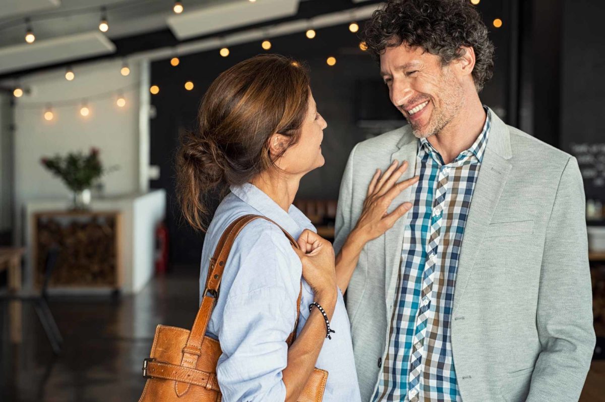 Meeting Long Distance For The First Time? 10 Tips To Meet Someone For ...